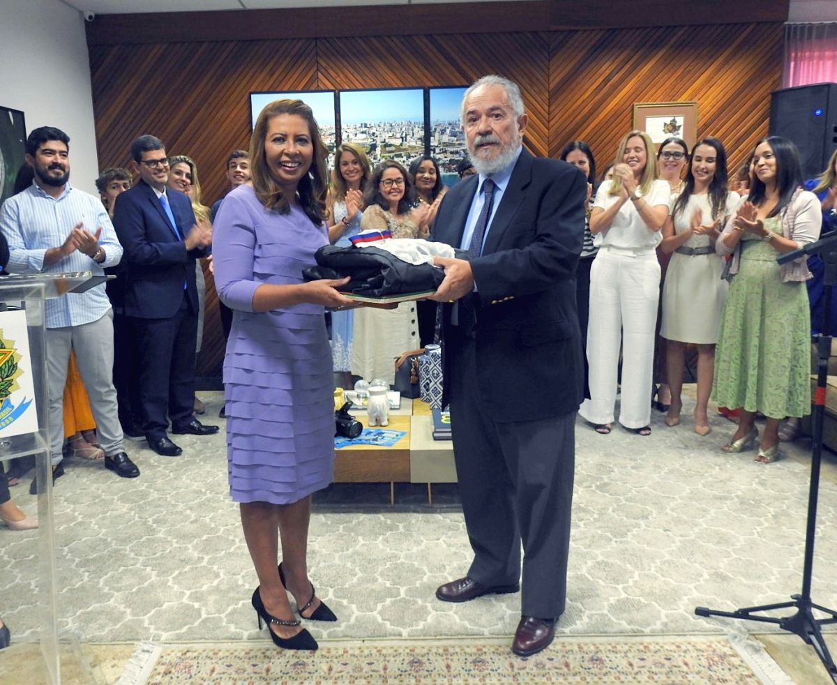 Viviane Leite toma posse como desembargadora do TRT5 - Justiça no Interior